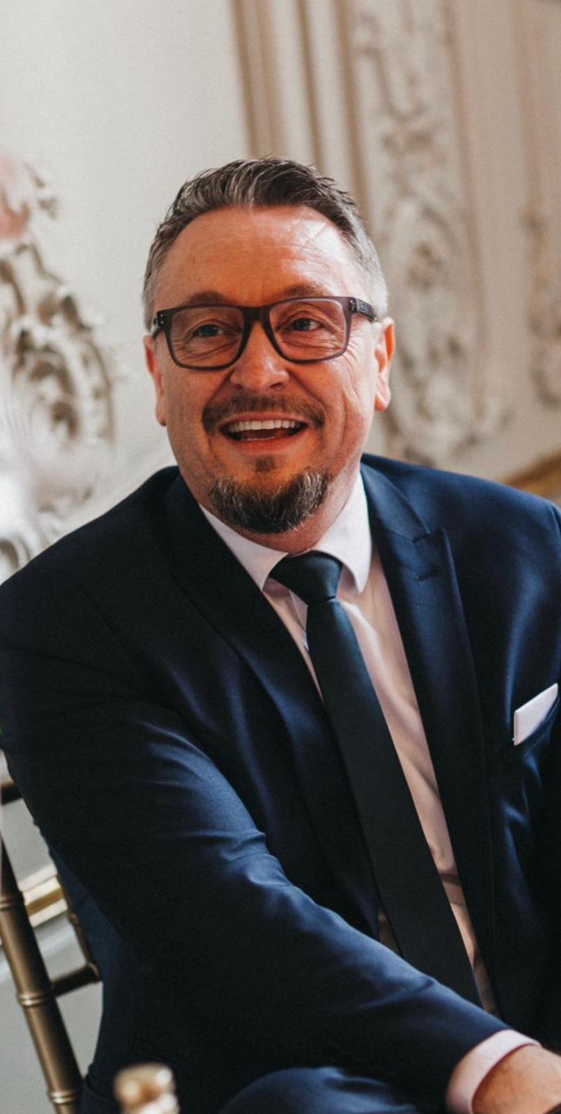 Philips beruft Torsten Sekol zum neuen Head of Governmental and Public ...